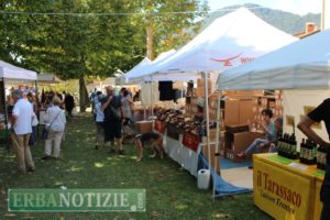 Canzo, in tanti alla BioFera. La grande festa del biologico terminerà ...