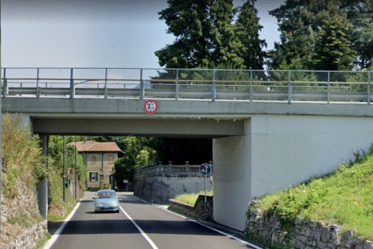 Trave del cavalcavia danneggiata, sarà rinforzata con fibre di carbonio ...