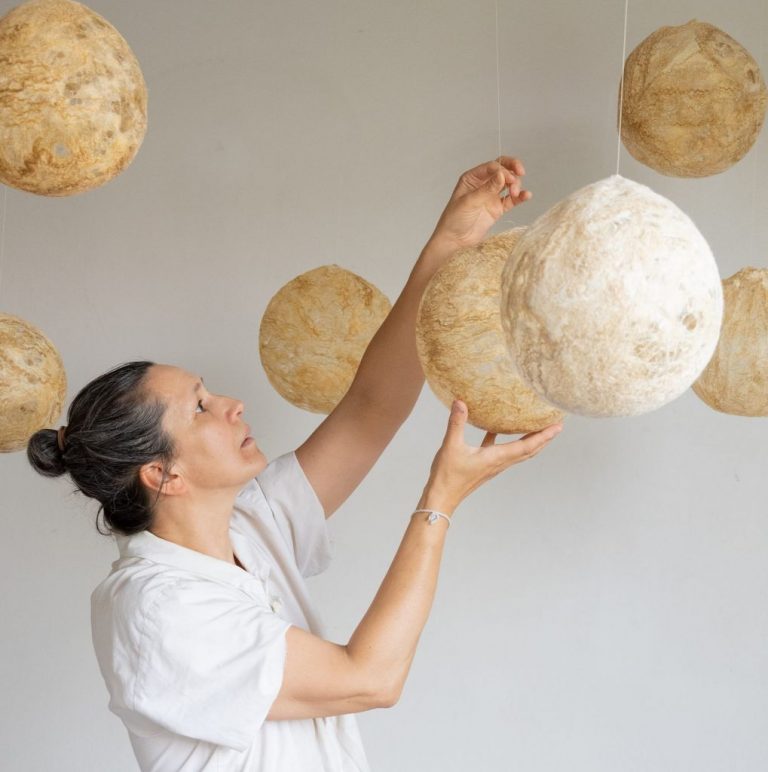 'Attese', a Tavernerio la mostra dell'artista Monica Paulon