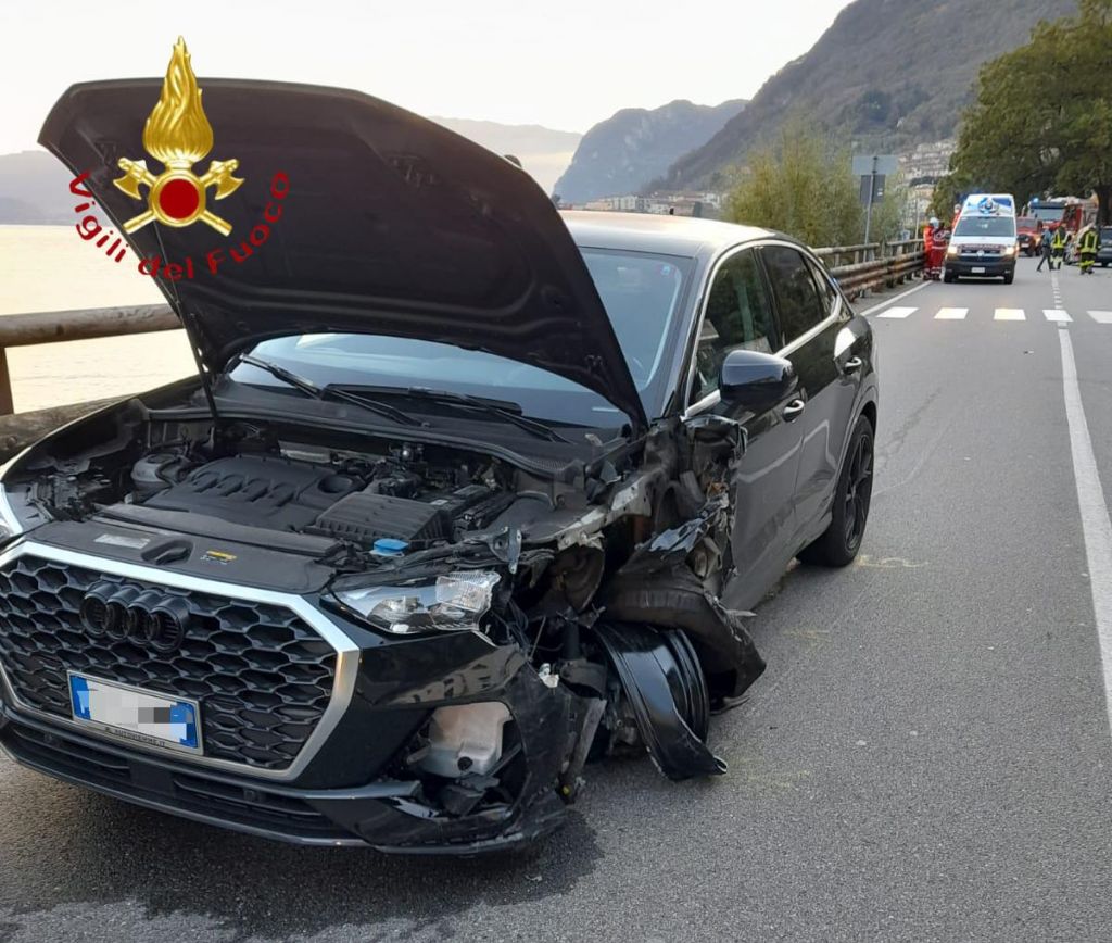 Incidente tra due auto sulla Statale Regina a San Siro Incidente tra due auto sulla Statale Regina a San Siro