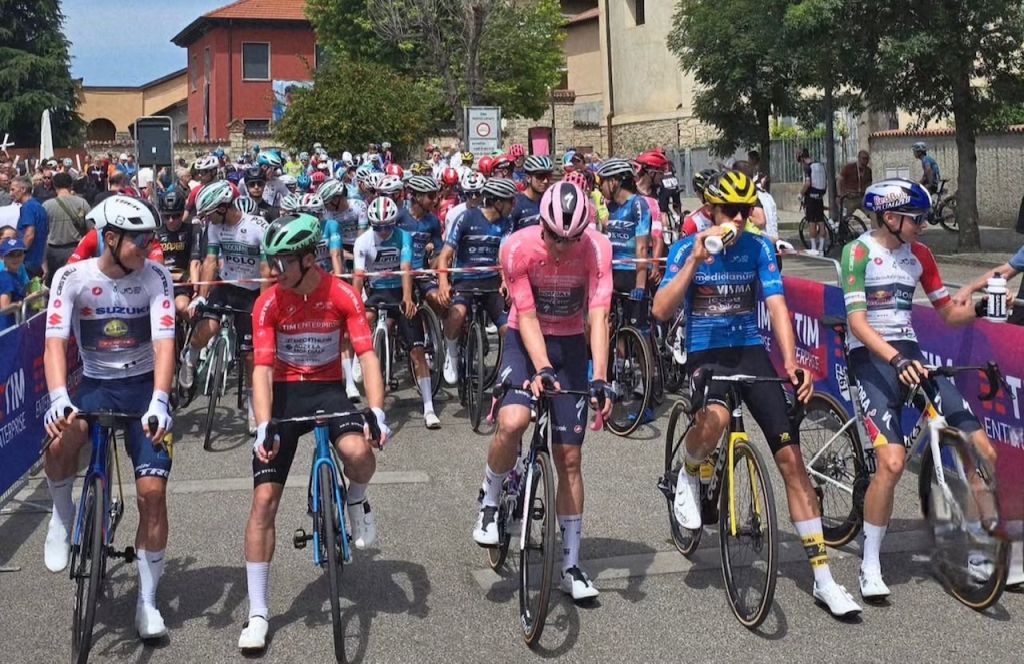 Partita ieri da Albese con Cassano la terza tappa del Giro Next Gen ...